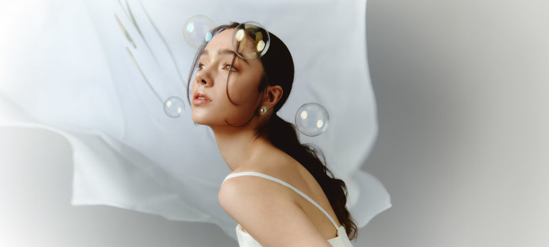 สไตล์ที่โดดเด่นด้วย Perfumes น้ำหอม | Lyn around's Signature Scents