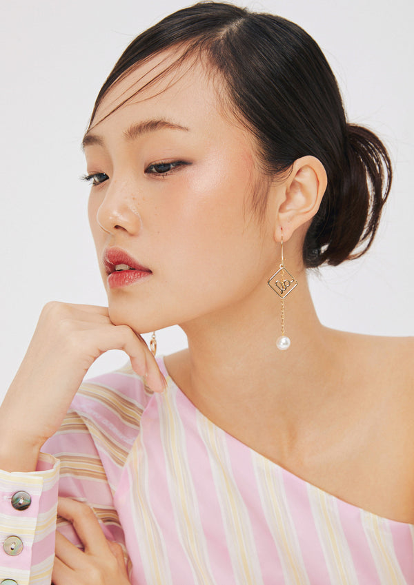 สร้างสไตล์ที่โดดเด่นด้วย Elaporelle Earrings | ช้อป Lyn around ออนไลน์